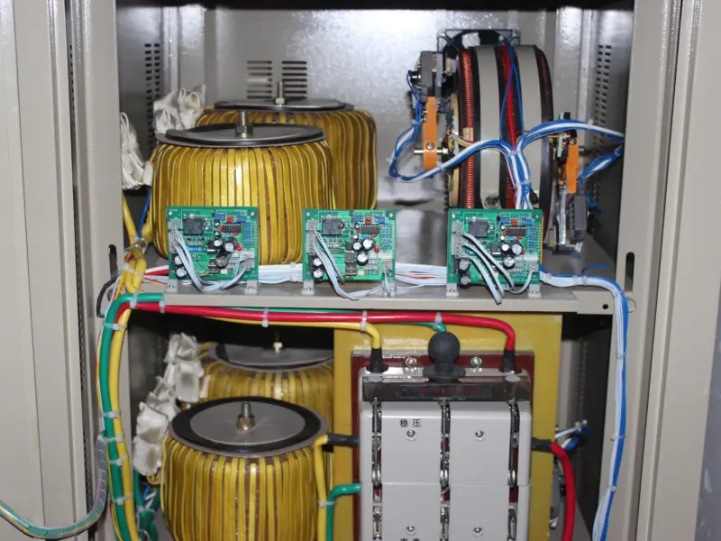 Three-Phase Voltage Regulator Functions and Benefits | MINGCH