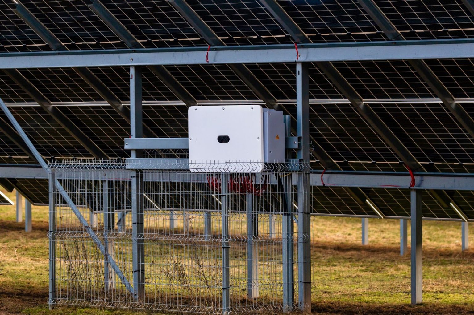 How to Choose the Right Solar Inverter Manufacturer